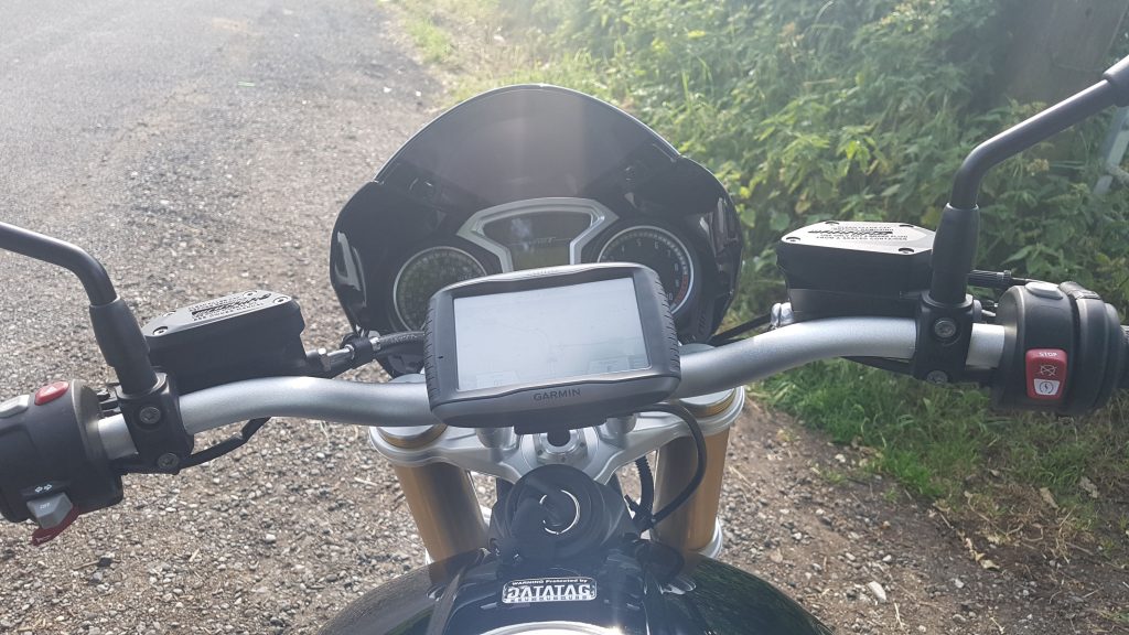 fly screen on the BMW RnineT … - motorbikes.blog